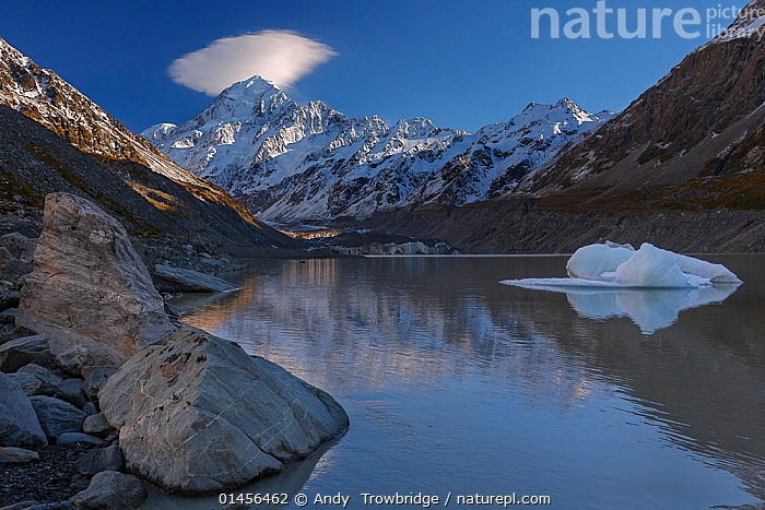 Stock photo of Mount Cook / Aoraki (height 3754m) with cap cloud ...